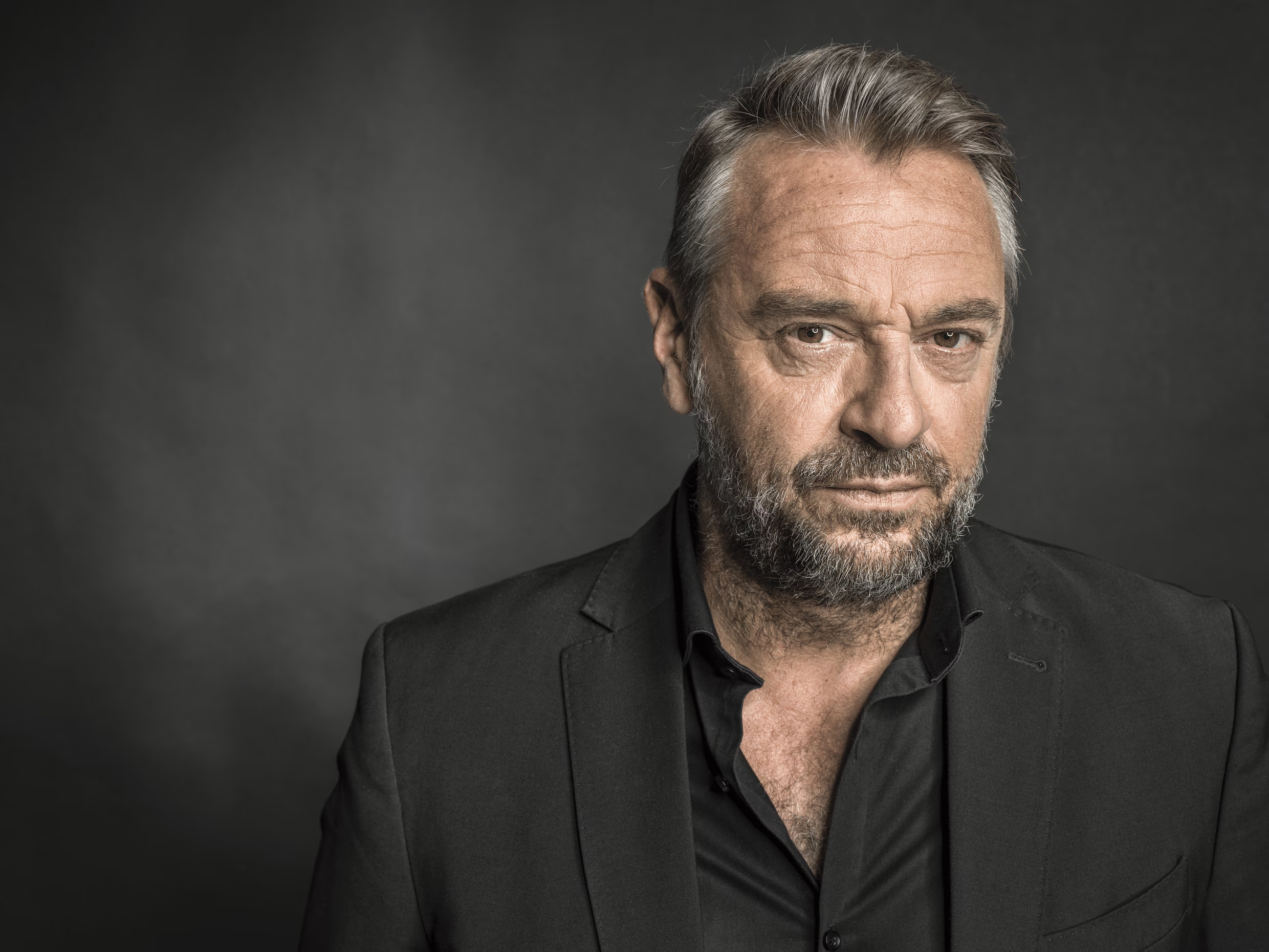 Tom Waes met 2,44 promille alcohol achter het stuur: ‘Geen gordel ...